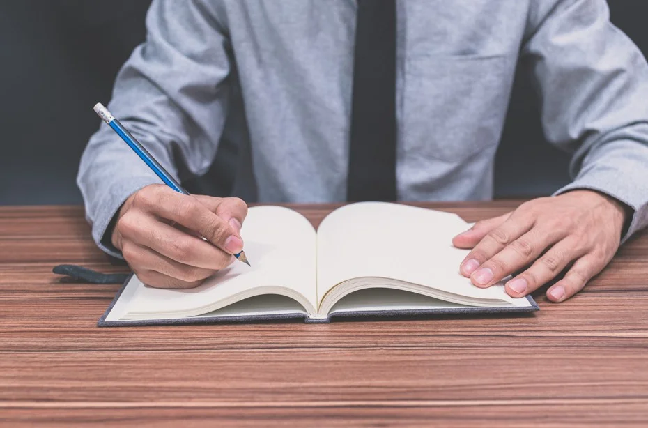 Ghostwriting Explained: The Complete Guide